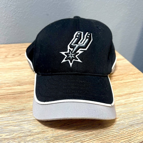 New Era | Accessories | Vintage Y2k Sbc Center New Era Spurs One Size ...